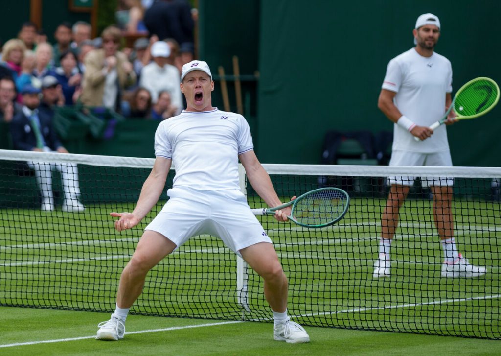Heliövaara/Patten puolivälieriin Wimbledonissa - "Kentät suurenee ...